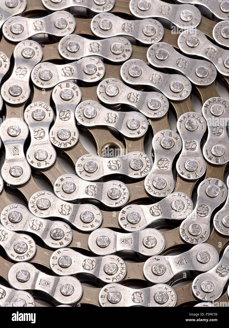 Bicycle chain, close up Stock Photo - Alamy