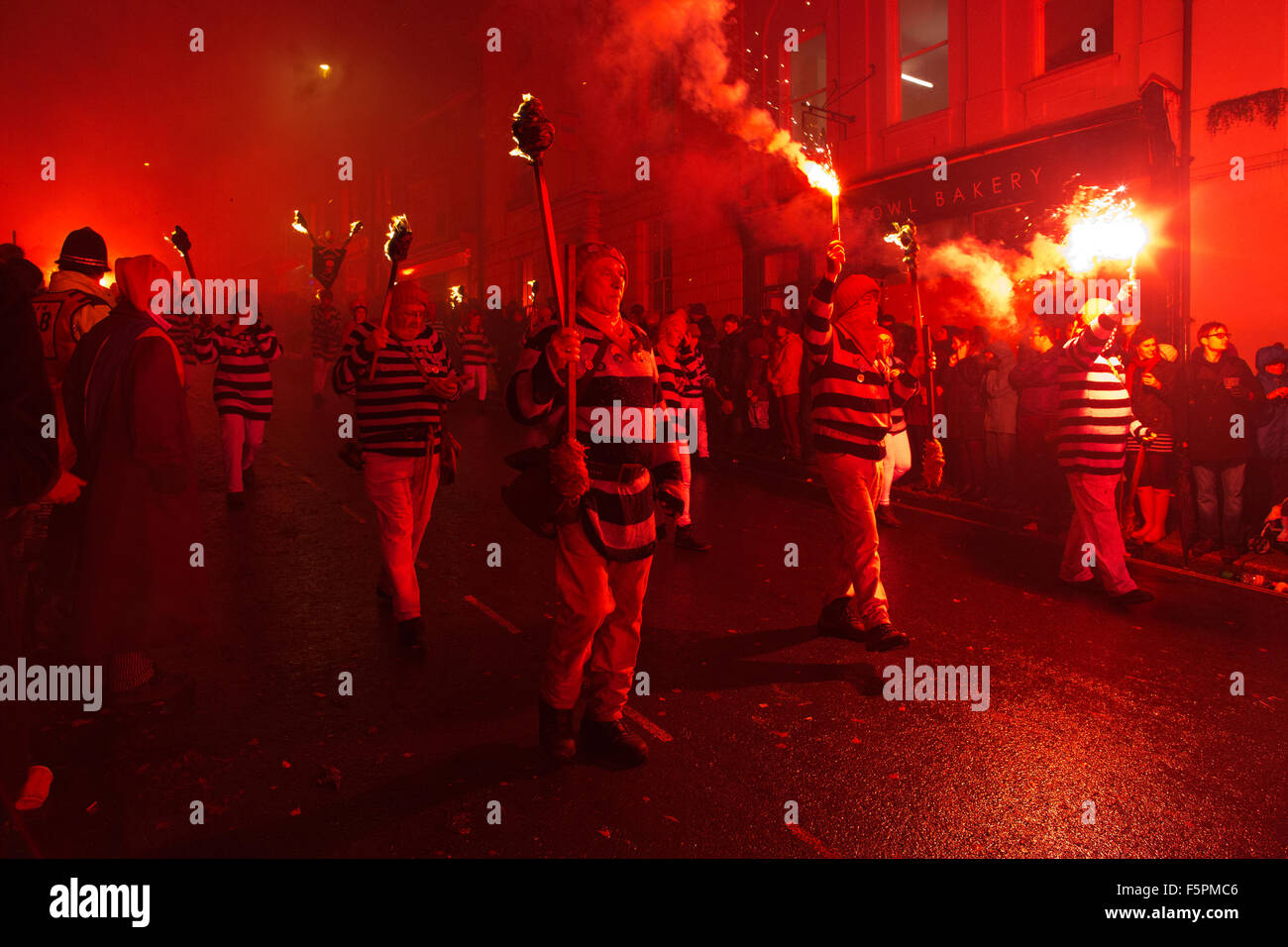 Lewes Bonfire Celebrations, Bonfire Night, East Sussex, England, United ...