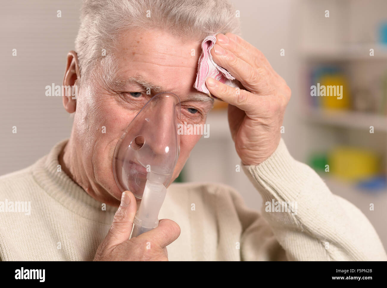 man with flu inhalation Stock Photo - Alamy