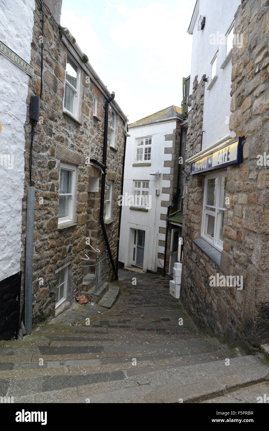 A cornish alley Stock Photo - Alamy