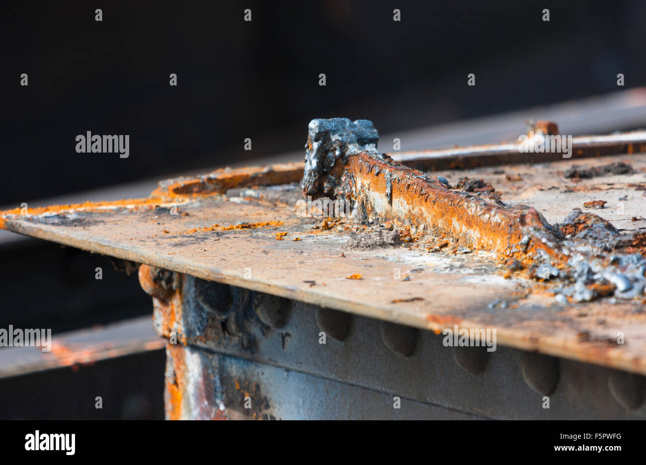 Steel girder bridge rivets hi-res stock photography and images - Alamy