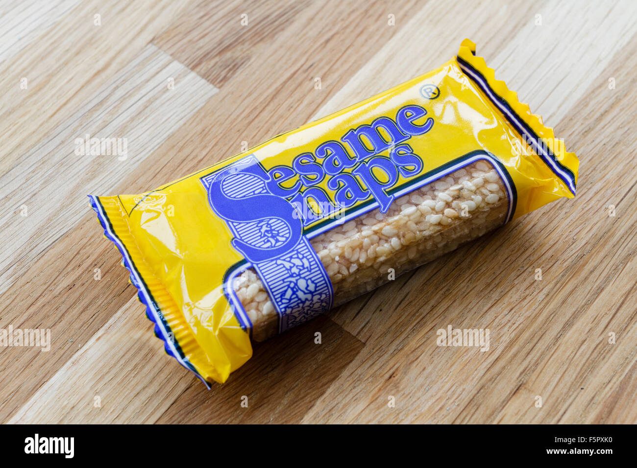 Sesame snaps hi-res stock photography and images - Alamy