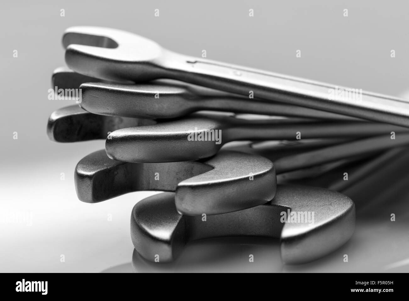 Set of open end wrenches Stock Photo - Alamy