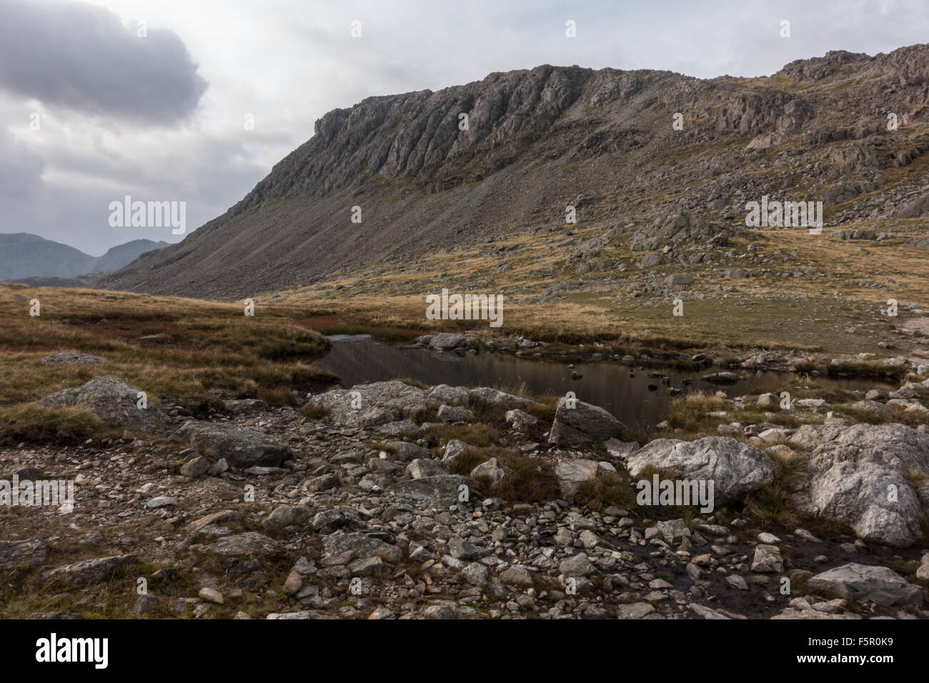 Bowfell great slab hi-res stock photography and images - Alamy
