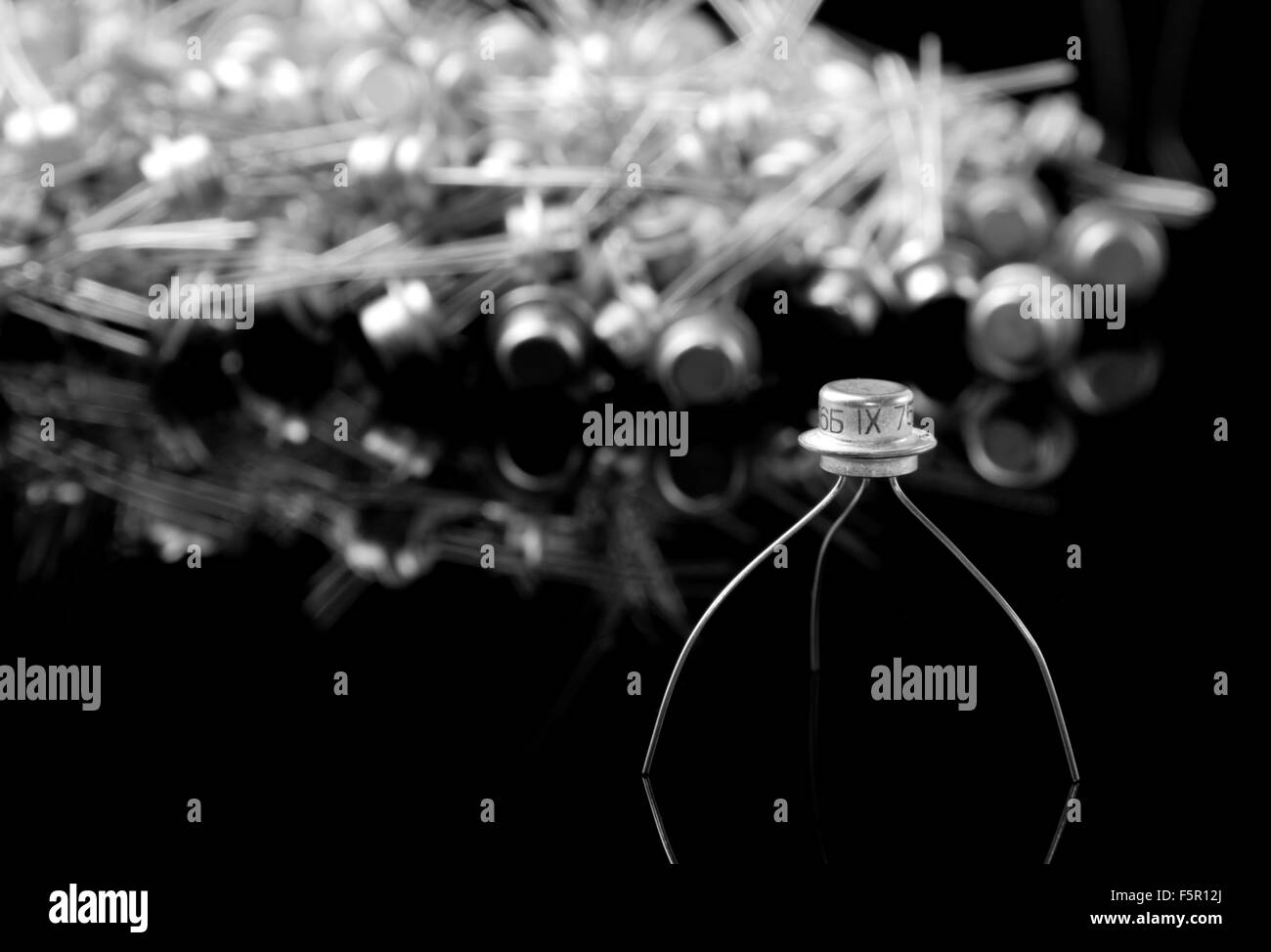 Old transistor hi-res stock photography and images - Alamy