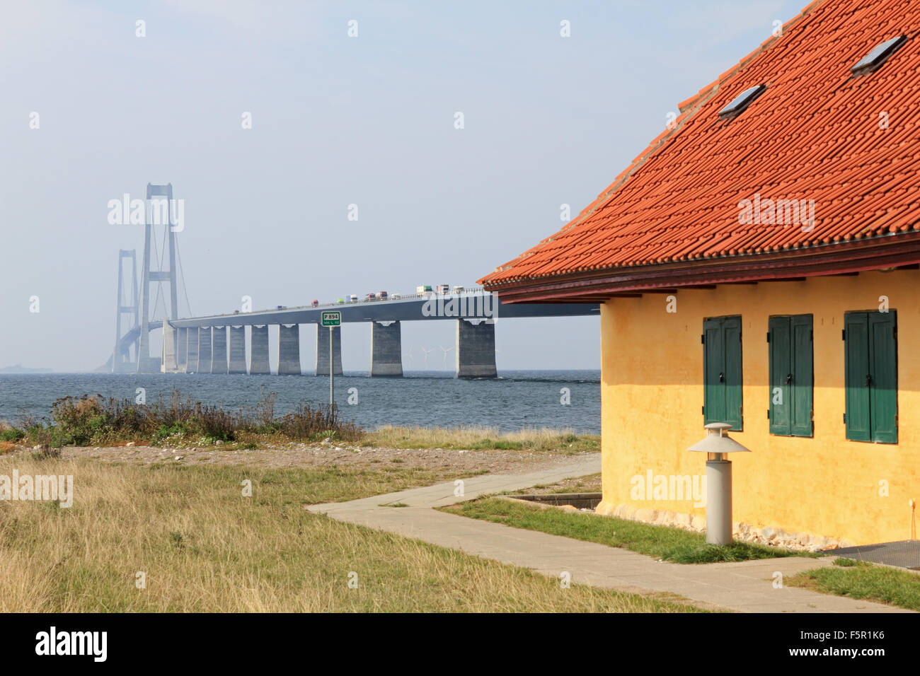 The Great Belt Fixed Link (Storebæltsforbindelsen) between the Danish ...
