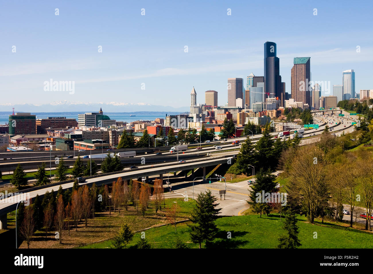 Seattle streets hi-res stock photography and images - Alamy