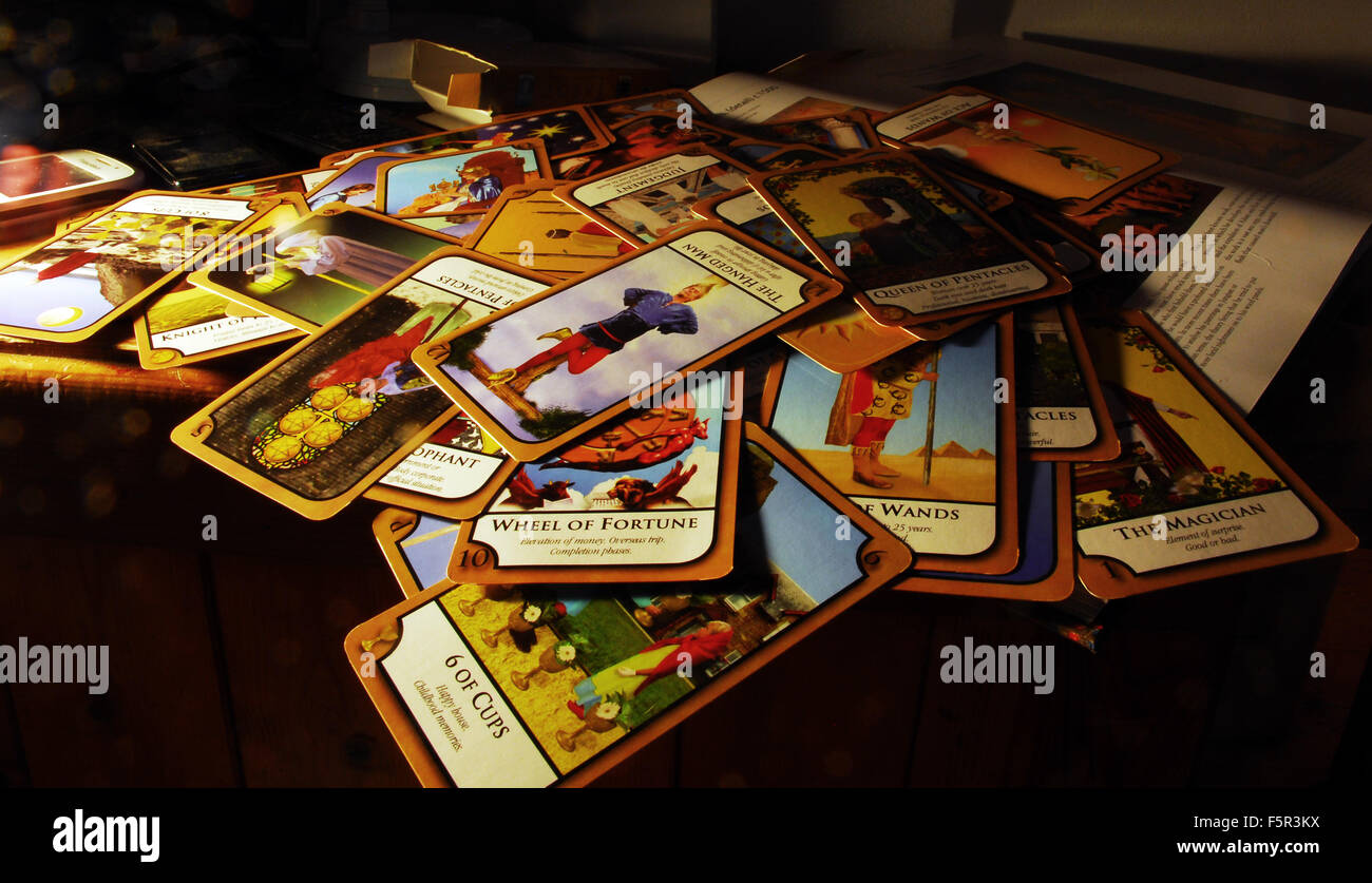 tarot cards,tarot the fool,the sun.,five,psychic,fortune teller,gypsy ...