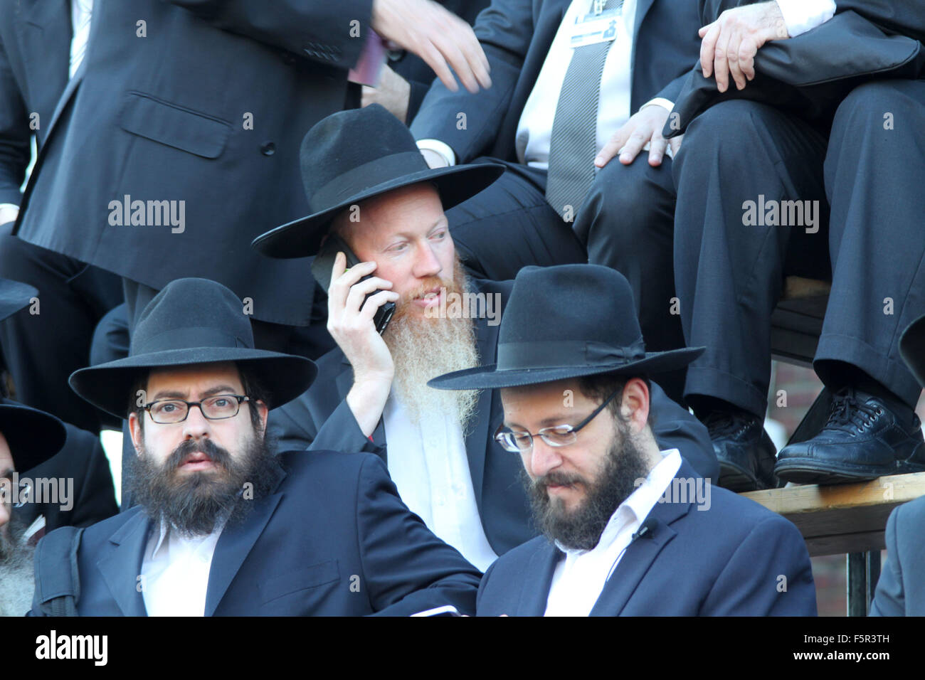 New York, New York, USA. 7th Nov, 2015. Rabbis are seen among a sea of ...