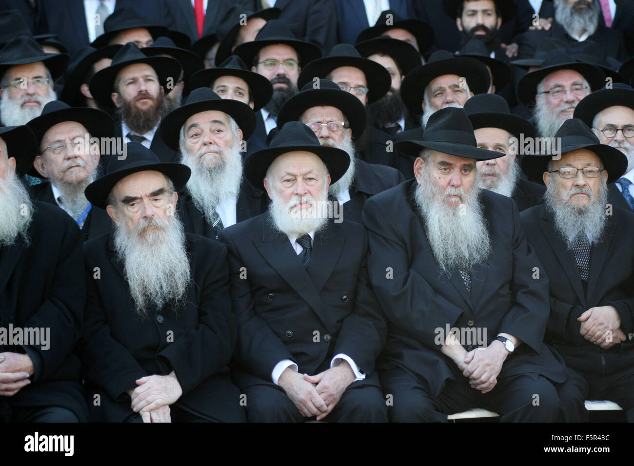 New York, New York, USA. 8th Nov, 2015. Rabbis are seen among a sea of ...