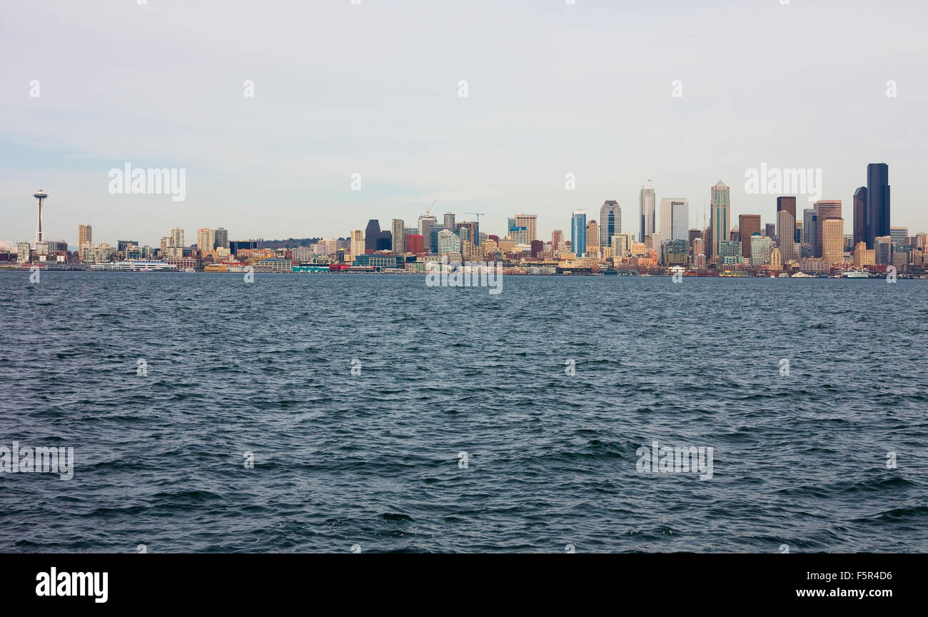 Seattle skyline on overcast day Stock Photo - Alamy