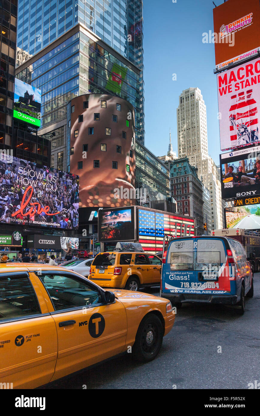 Times Square, midtown Manhattan, New York, USA Stock Photo - Alamy