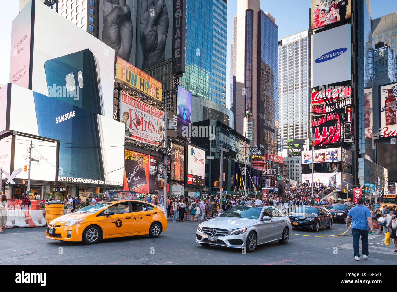 Times Square, midtown Manhattan, New York, USA Stock Photo - Alamy