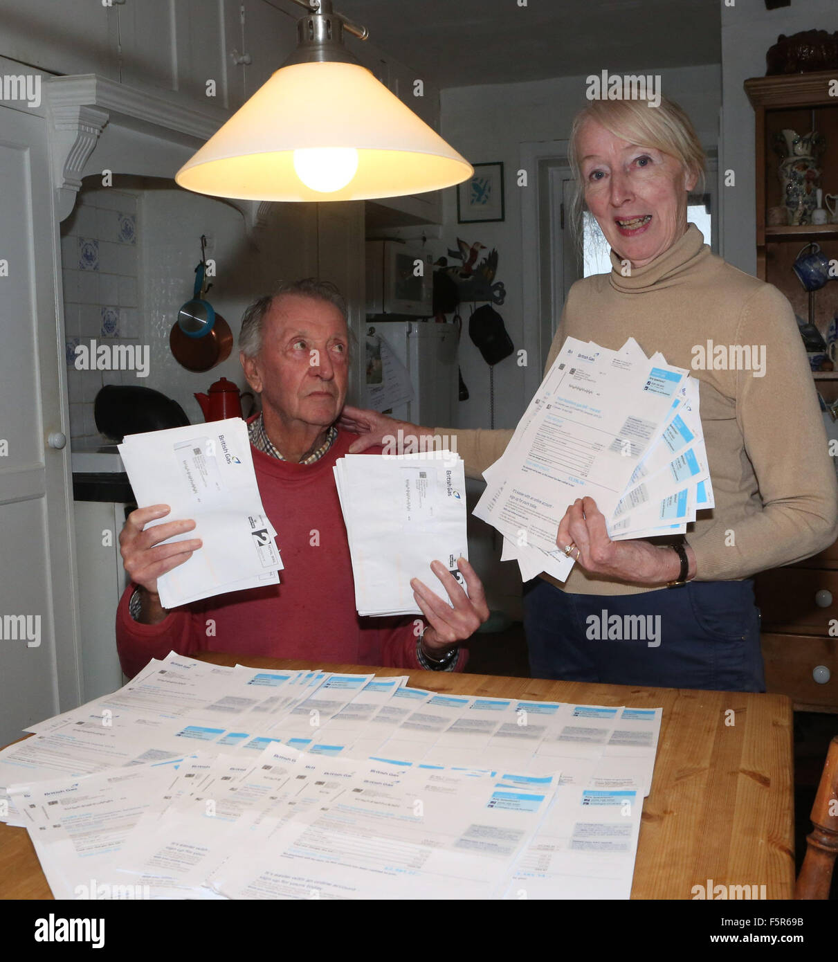 Brambridge, Hampshire, UK. 7th November, 2015. Pictured Peter Sutton 82 ...