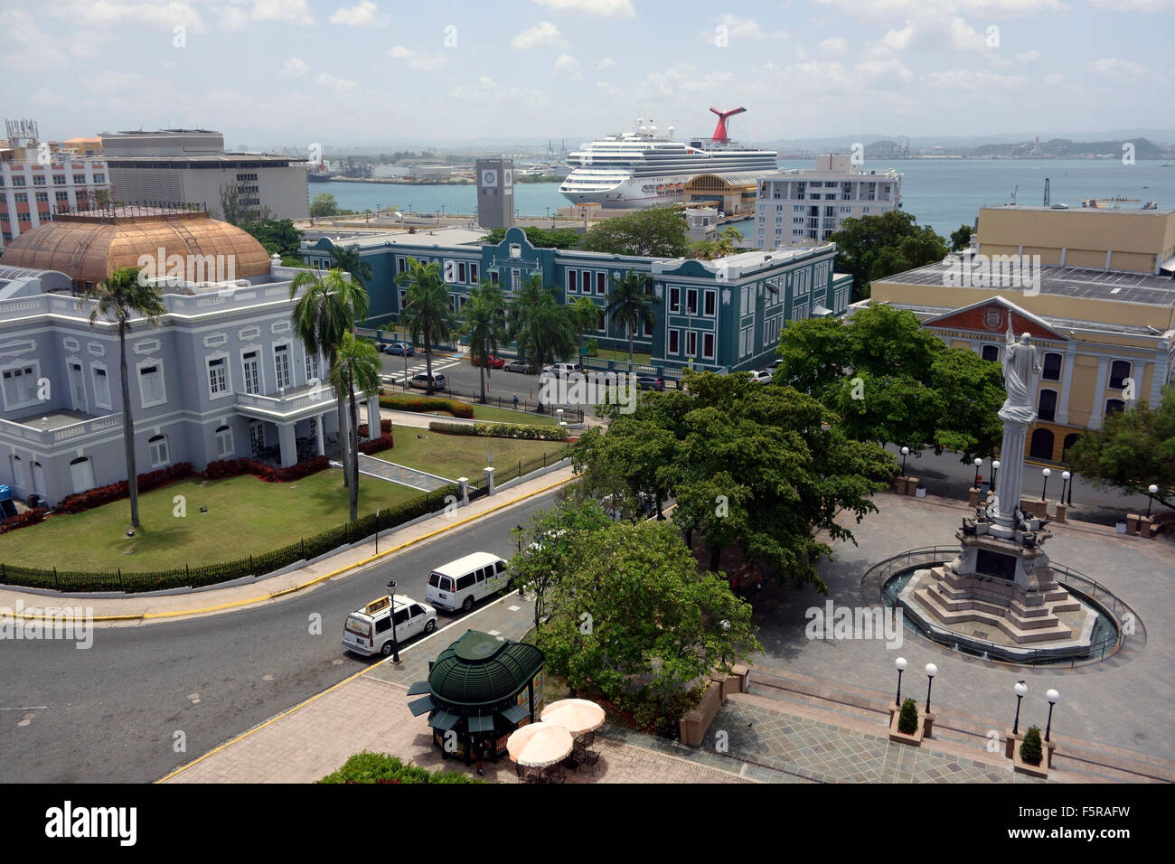 Statue of Columbus on Columbus Plaza and cruise ship terminal, Old San ...