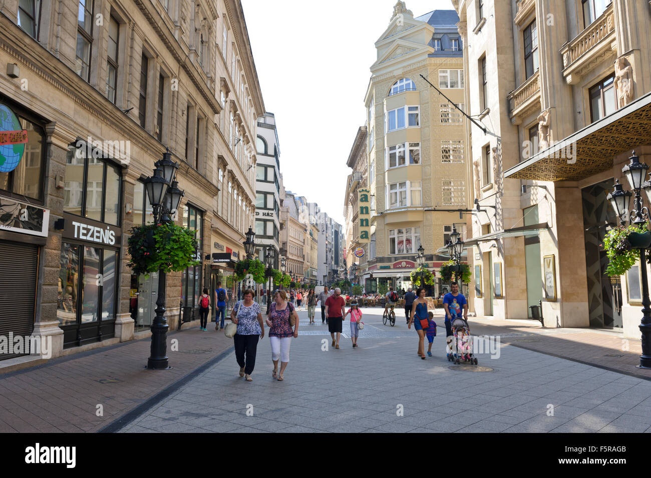 Budapest main shopping street hi-res stock photography and images - Alamy