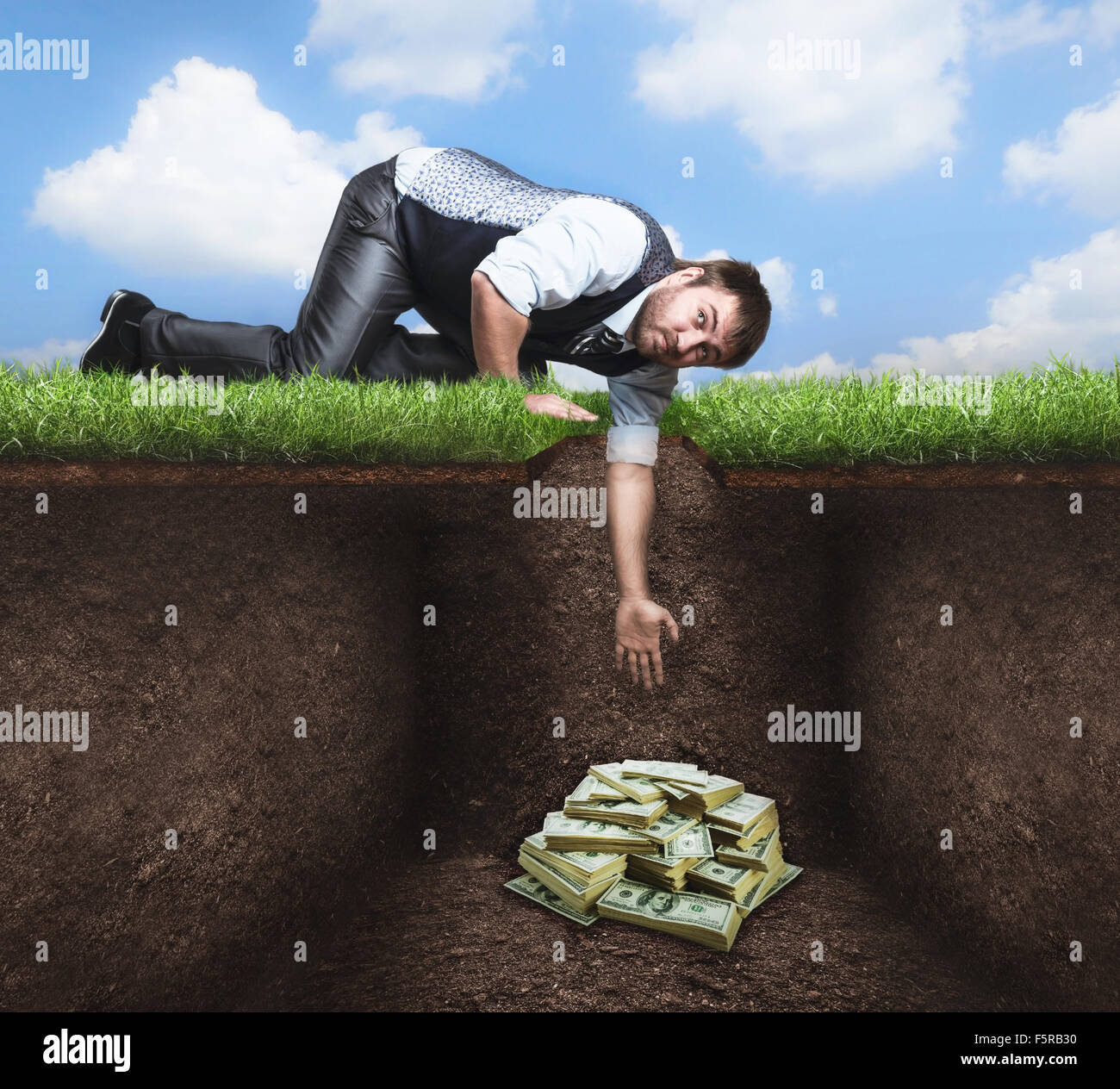 Buried treasure hole hi-res stock photography and images - Alamy