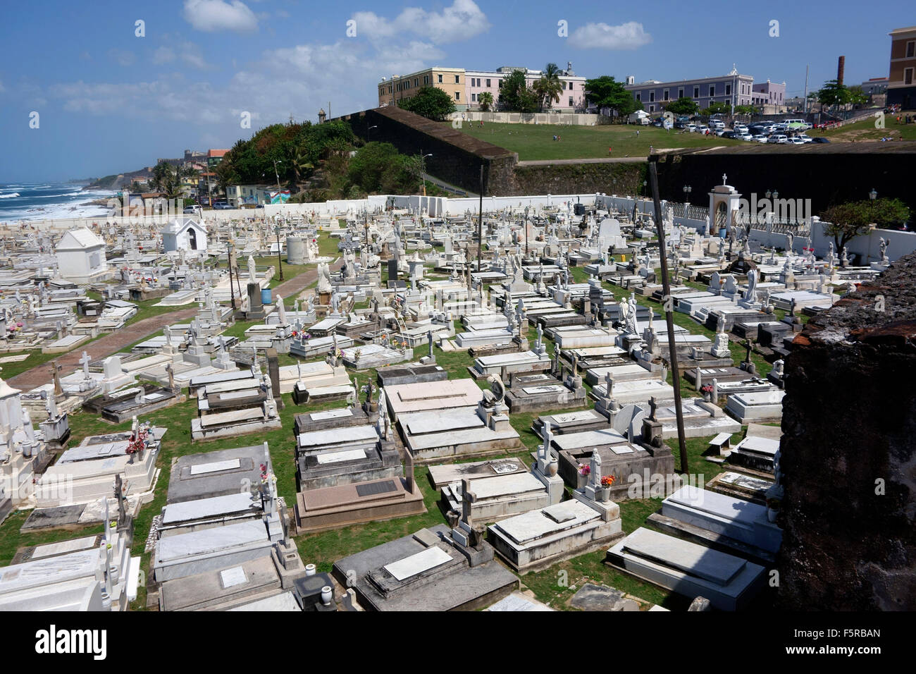 Puerto rico cemetery hi-res stock photography and images - Alamy