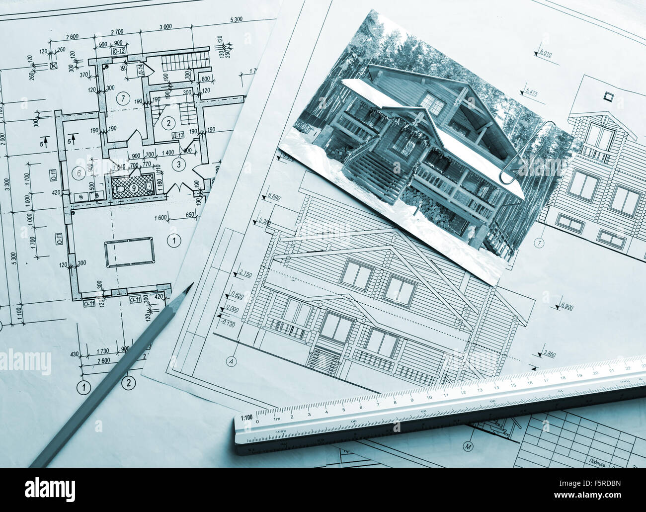 Architectural project of wooden mansion. Work drawings and photo on the ...