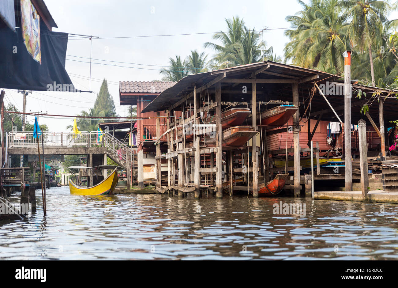 Ghetto in Thailand near water Stock Photo - Alamy