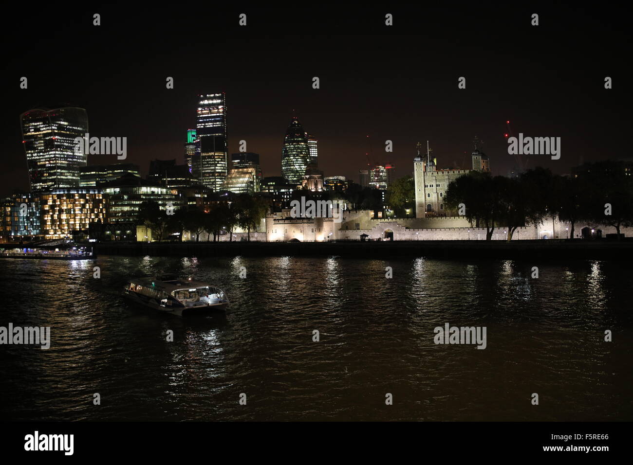 London Skyline at night Stock Photo - Alamy