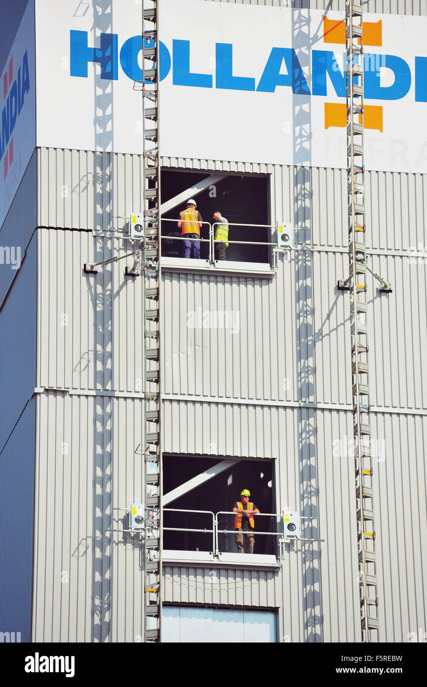 Workers building the i360 observation tower which is being constructed ...