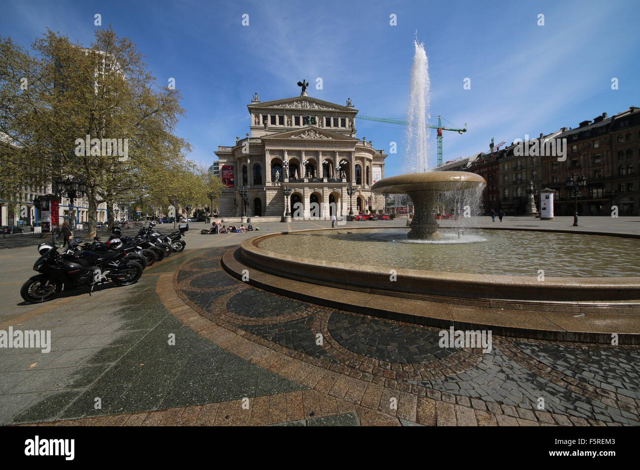 Old opera building frankfurt behind fountain Stock Photo - Alamy