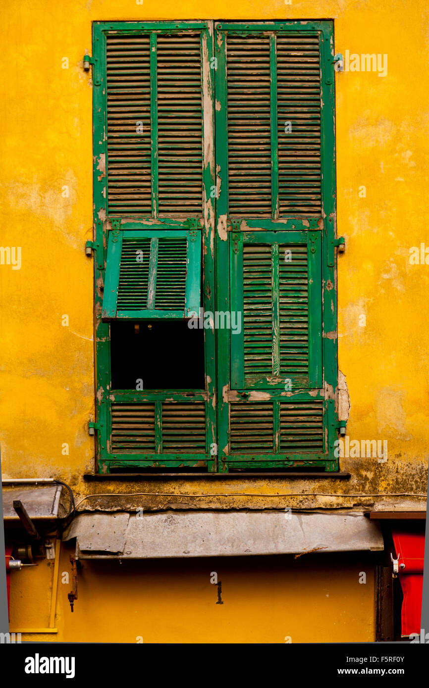 Medieval window shutters hi-res stock photography and images - Alamy