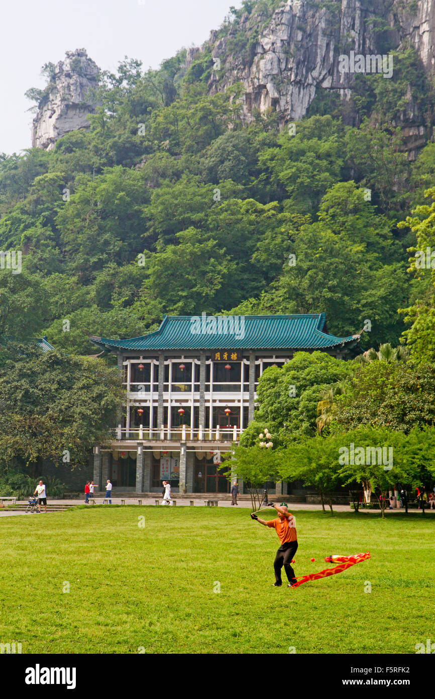 Seven Star Park The Largest Park In Guilin Stock Photo Alamy seven-star-park-the-largest-park-in-guilin-stock-photo-alamy