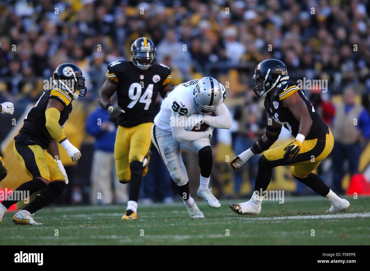 Pittsburgh, PA, USA. 8th Nov, 2015. Amari Cooper #89 during the Oakland ...