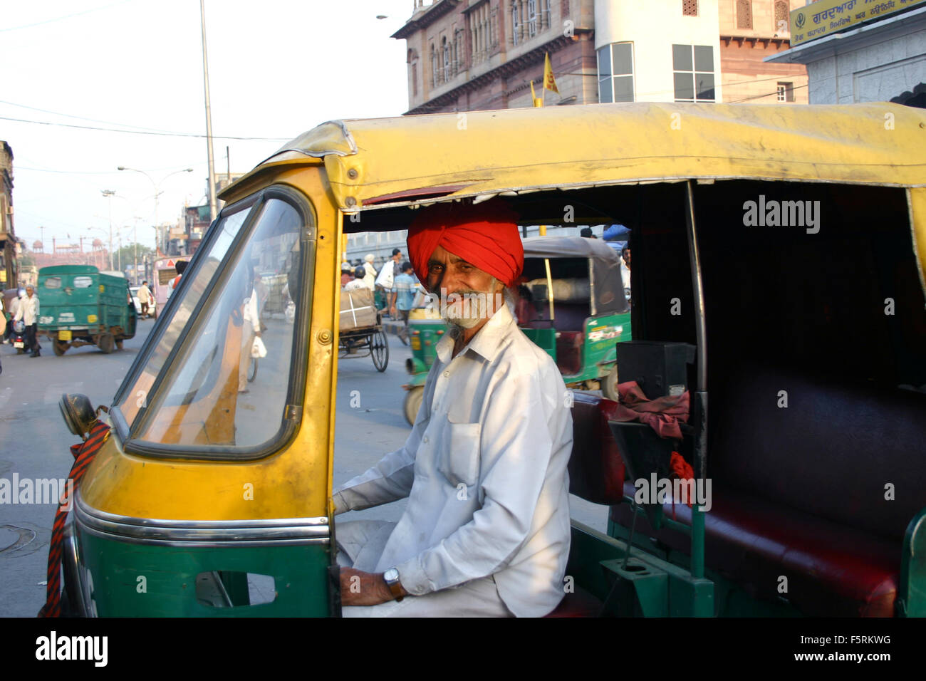 Auto rickshaw delhi hi-res stock photography and images - Alamy