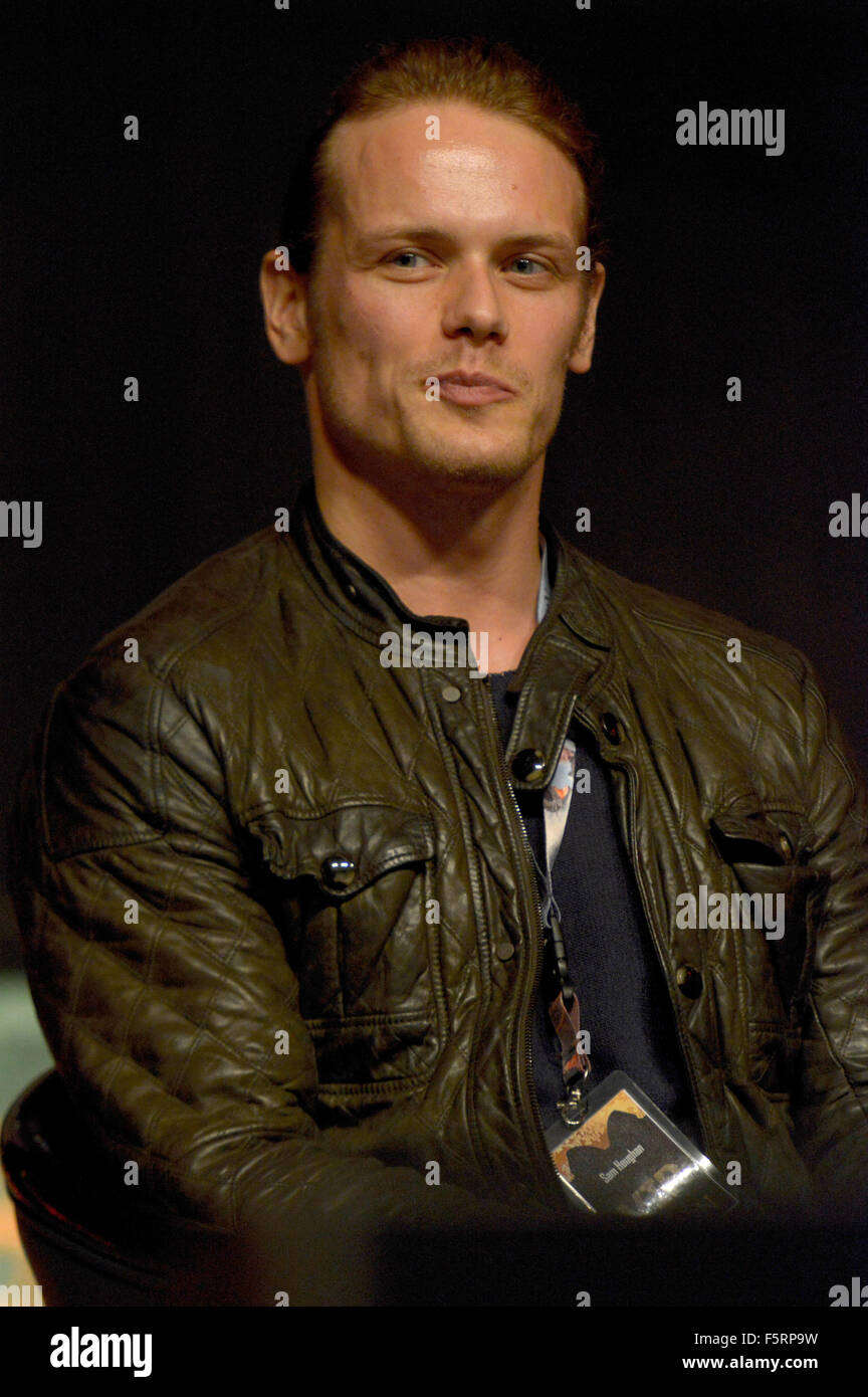 Sam heughan batman hi-res stock photography and images - Alamy