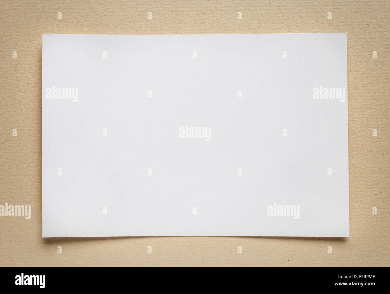 White paper card hi-res stock photography and images - Alamy
