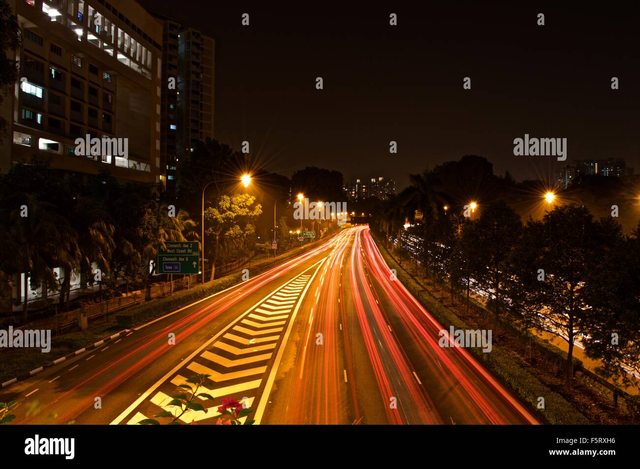 Time-lapse view of traffic at night Stock Photo - Alamy