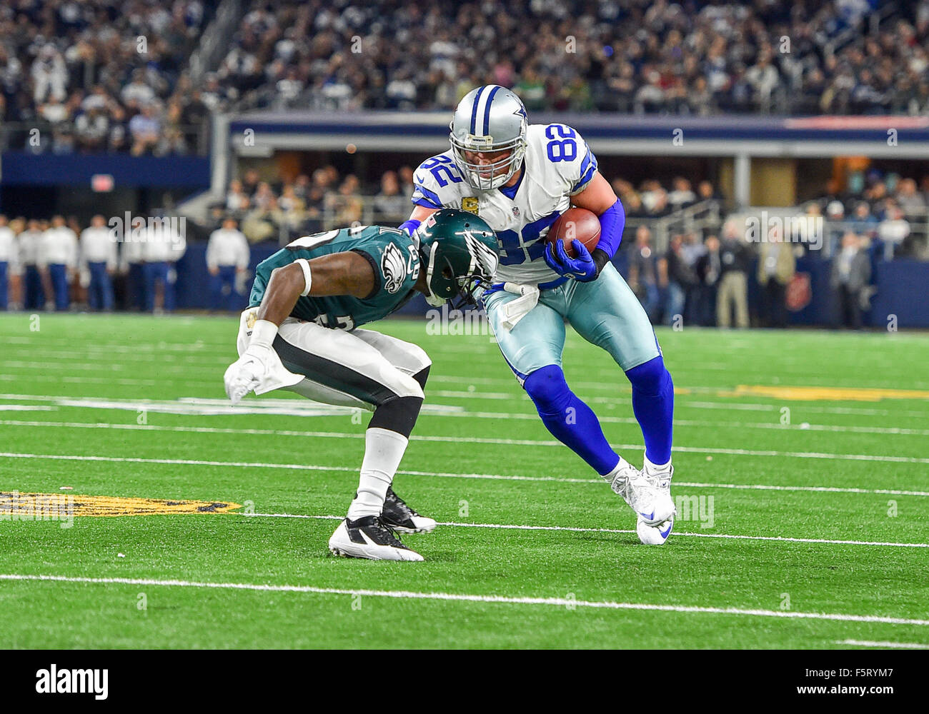 November 08th, 2015:.Dallas Cowboys tight end Jason Witten (82) makes a ...