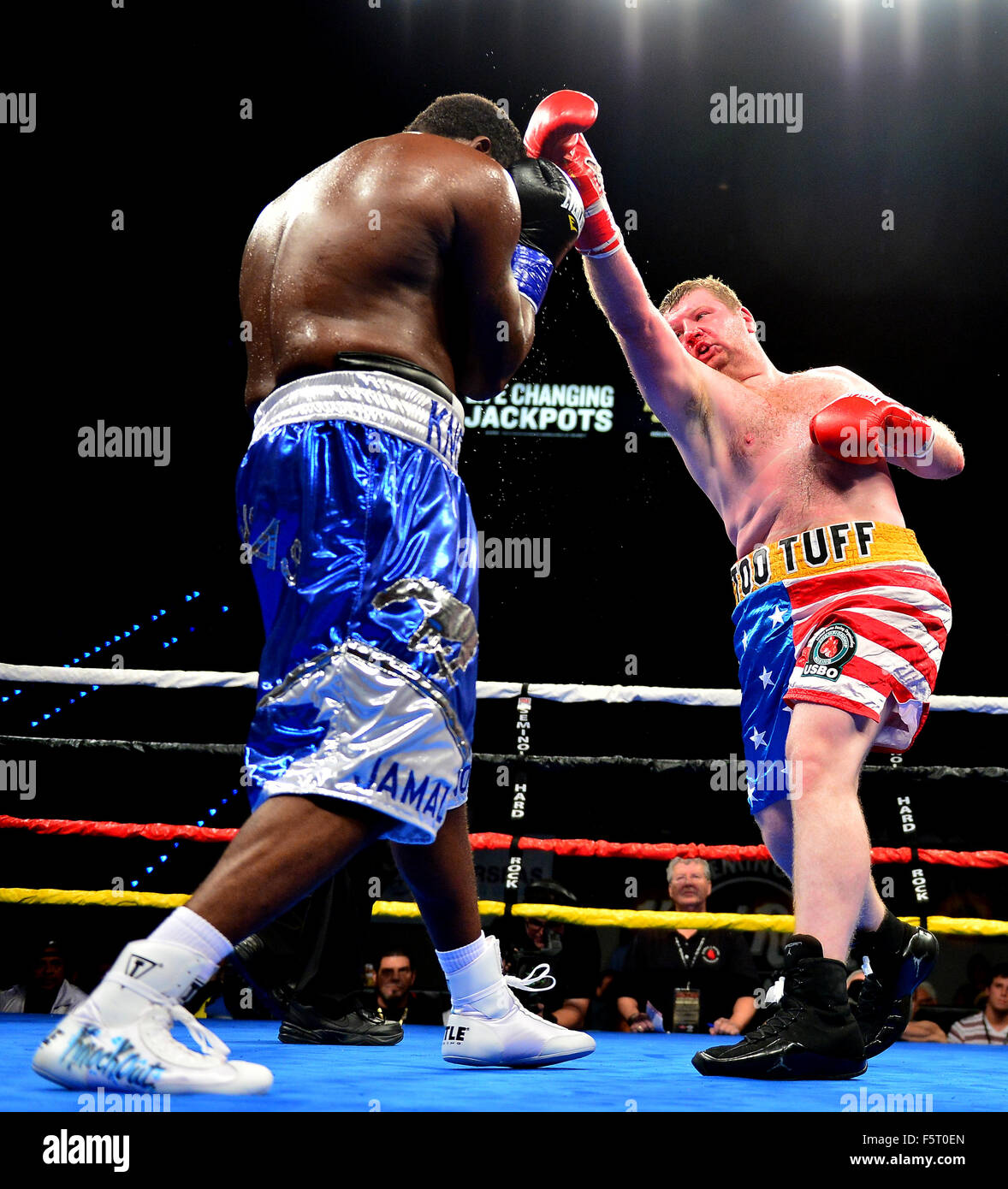 World Heavyweight Champions Fight Night at Hard Rock Live! in the ...