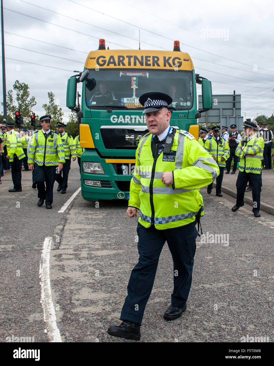 Police Remove Banners High Resolution Stock Photography and Images - Alamy