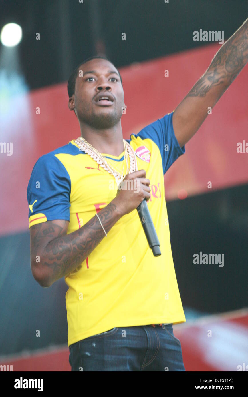 Meek hi-res stock photography and images - Alamy