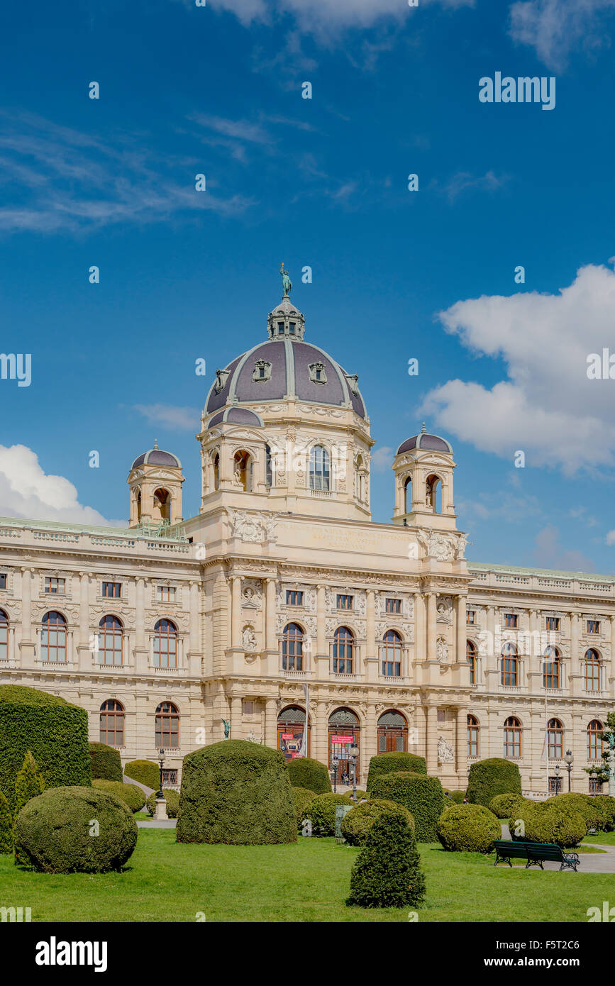 Natural history museum vienna austria hi-res stock photography and ...