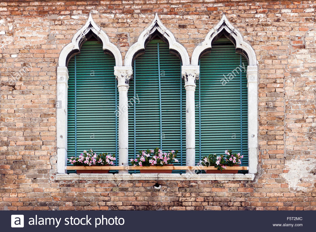 Window Gothic Style Stock Photos & Window Gothic Style Stock Images - Alamy