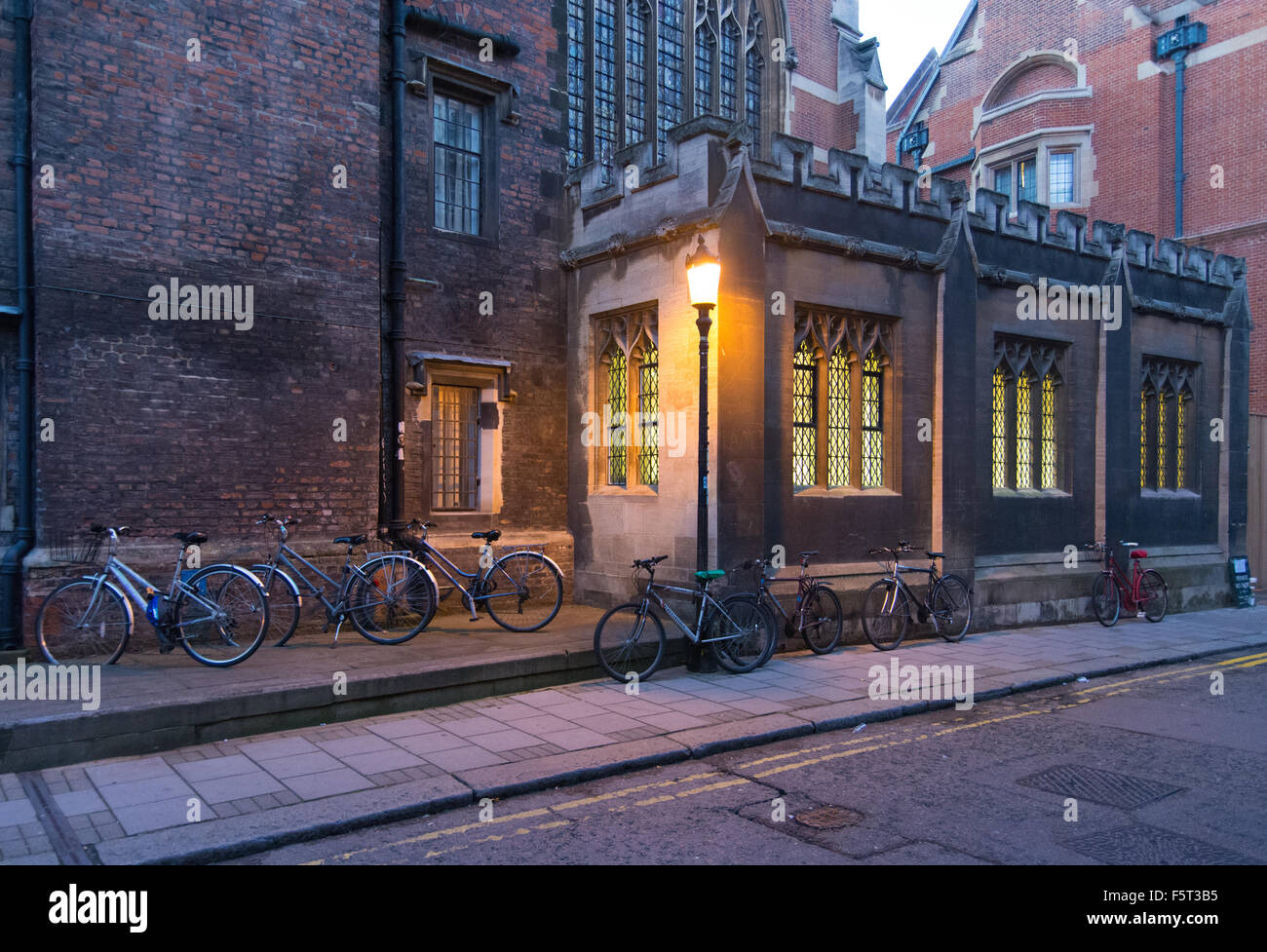 University of cambridge england hi-res stock photography and images - Alamy