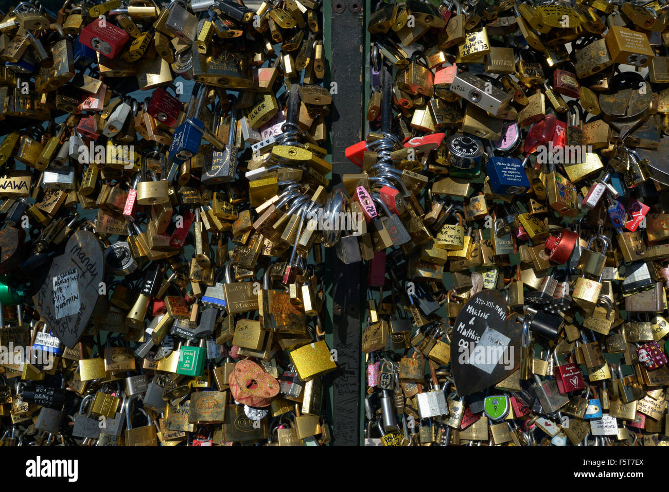Bridge of Locks, Paris,France,Pont de arts,Love,French,Padlocks,Brass ...