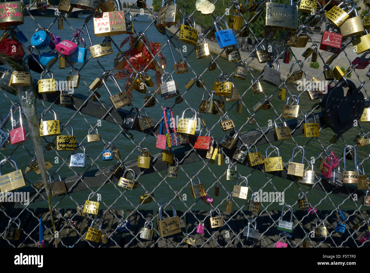 Bridge of Locks, Paris,France,Pont de arts,Love,French,Padlocks,Brass ...