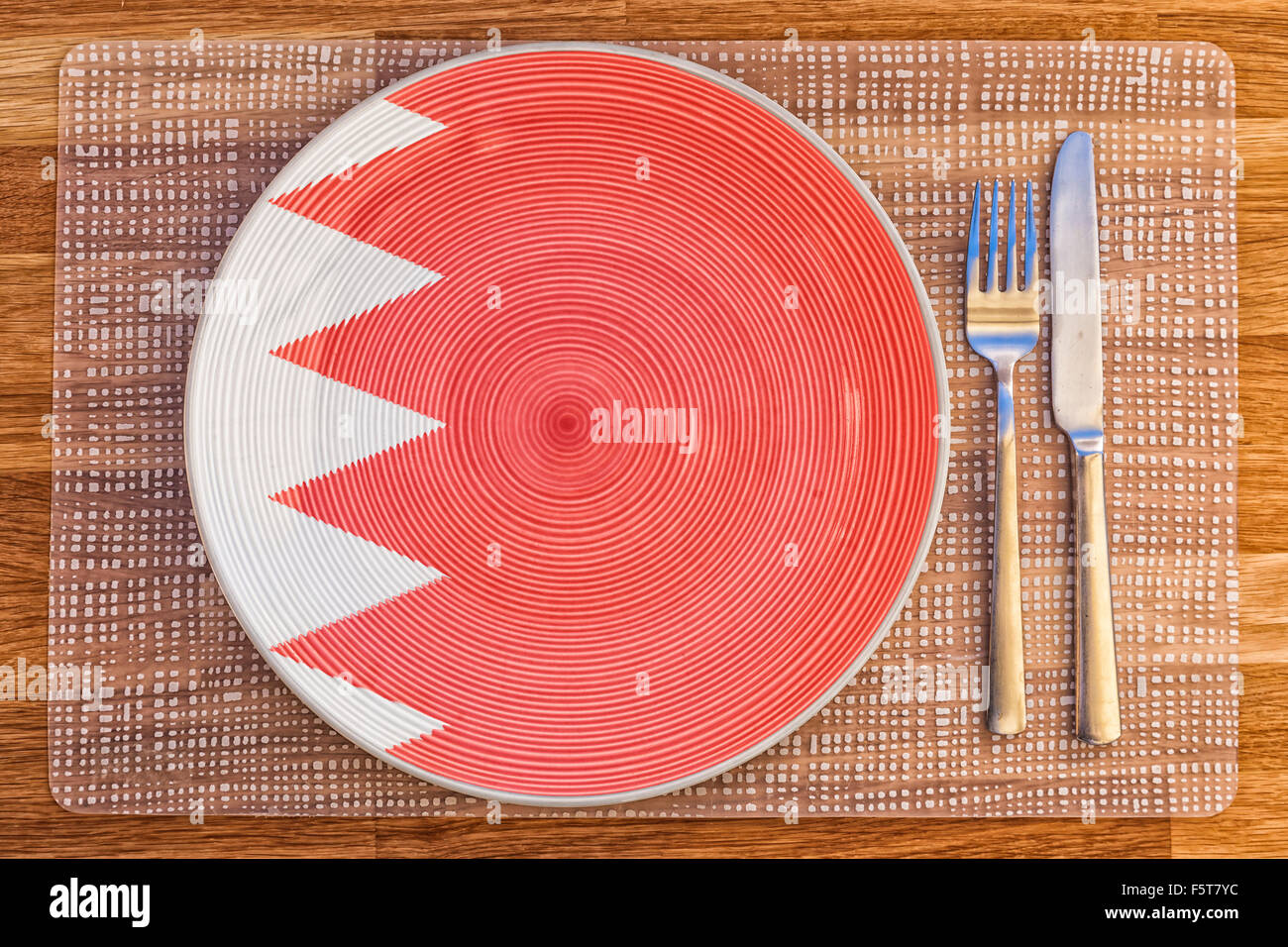 Dinner plate with the flag of Bahrain on it for your international food ...