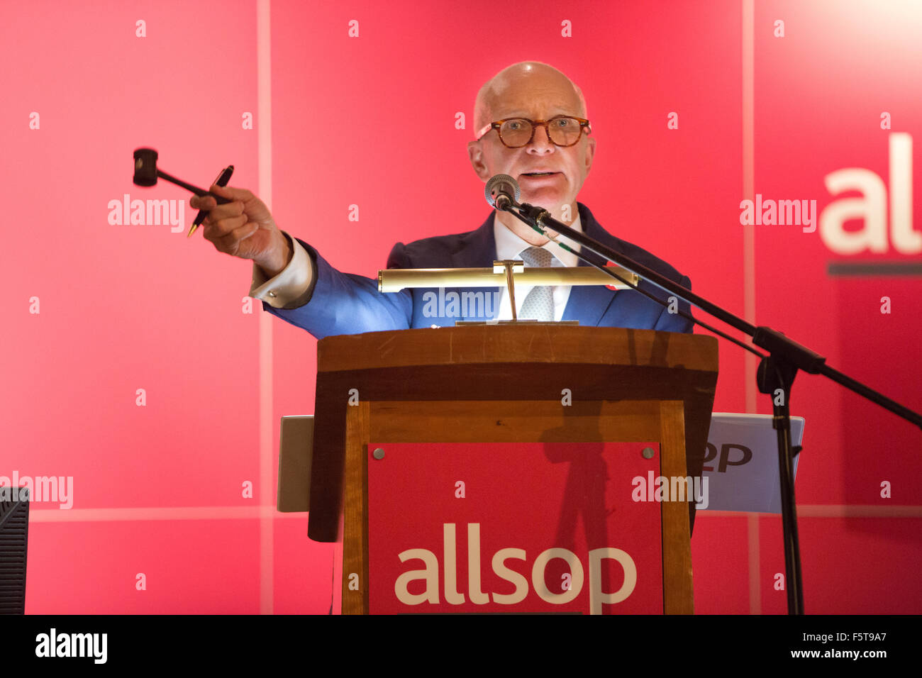Allsop hi-res stock photography and images - Alamy