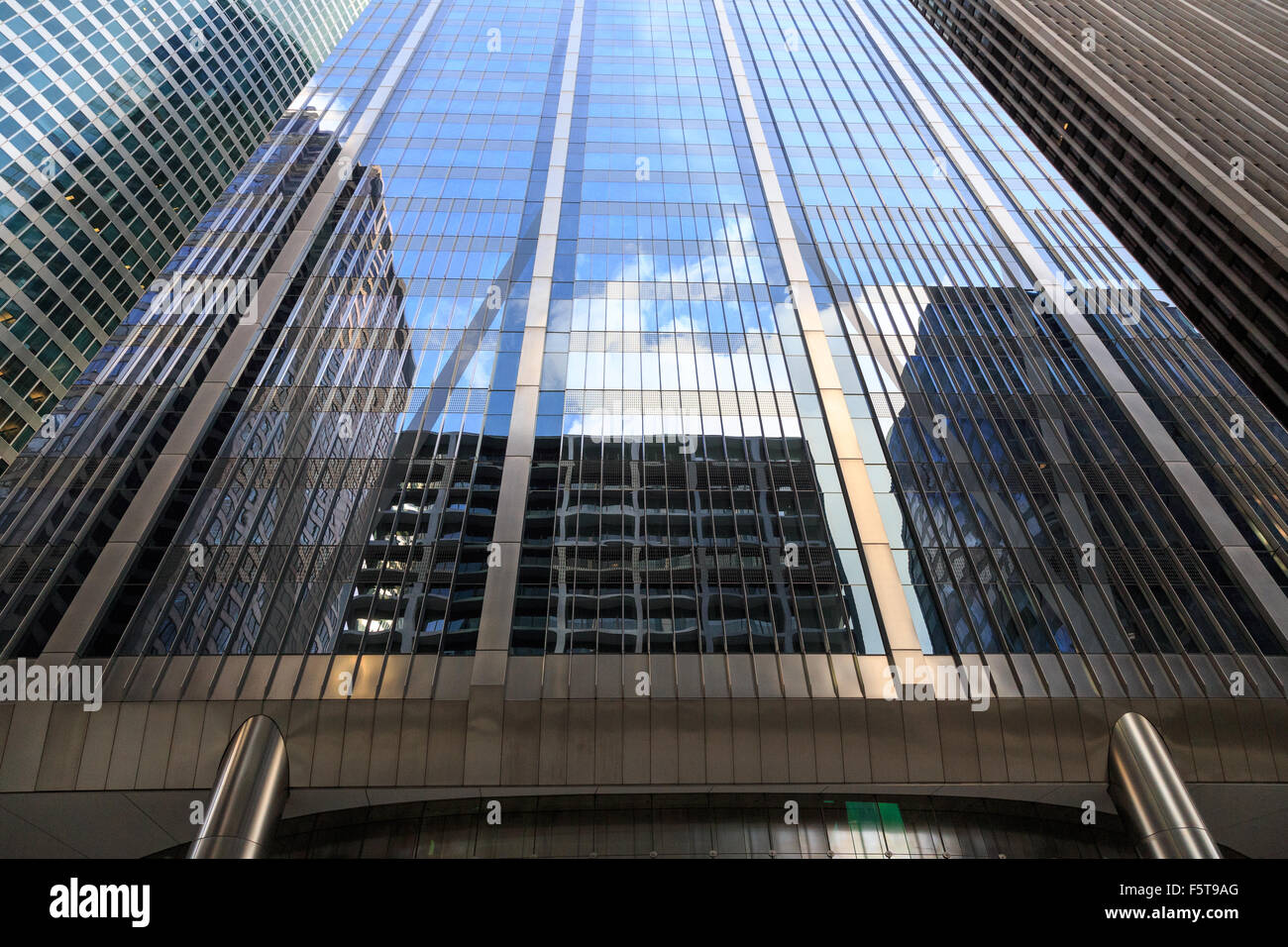 Modern buildings towers shiny city hi-res stock photography and images ...