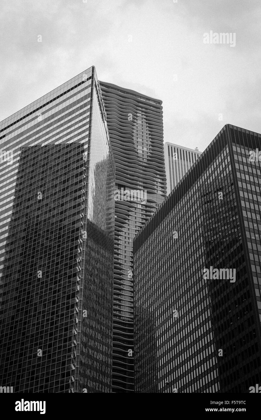 Skyscraper architecture in downtown Chicago, IL, USA Stock Photo - Alamy