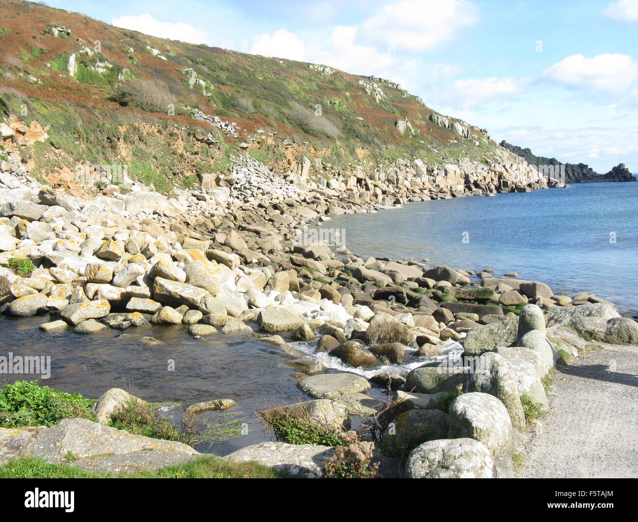 Looking out to sea from Lamorna Cove Stock Photo - Alamy