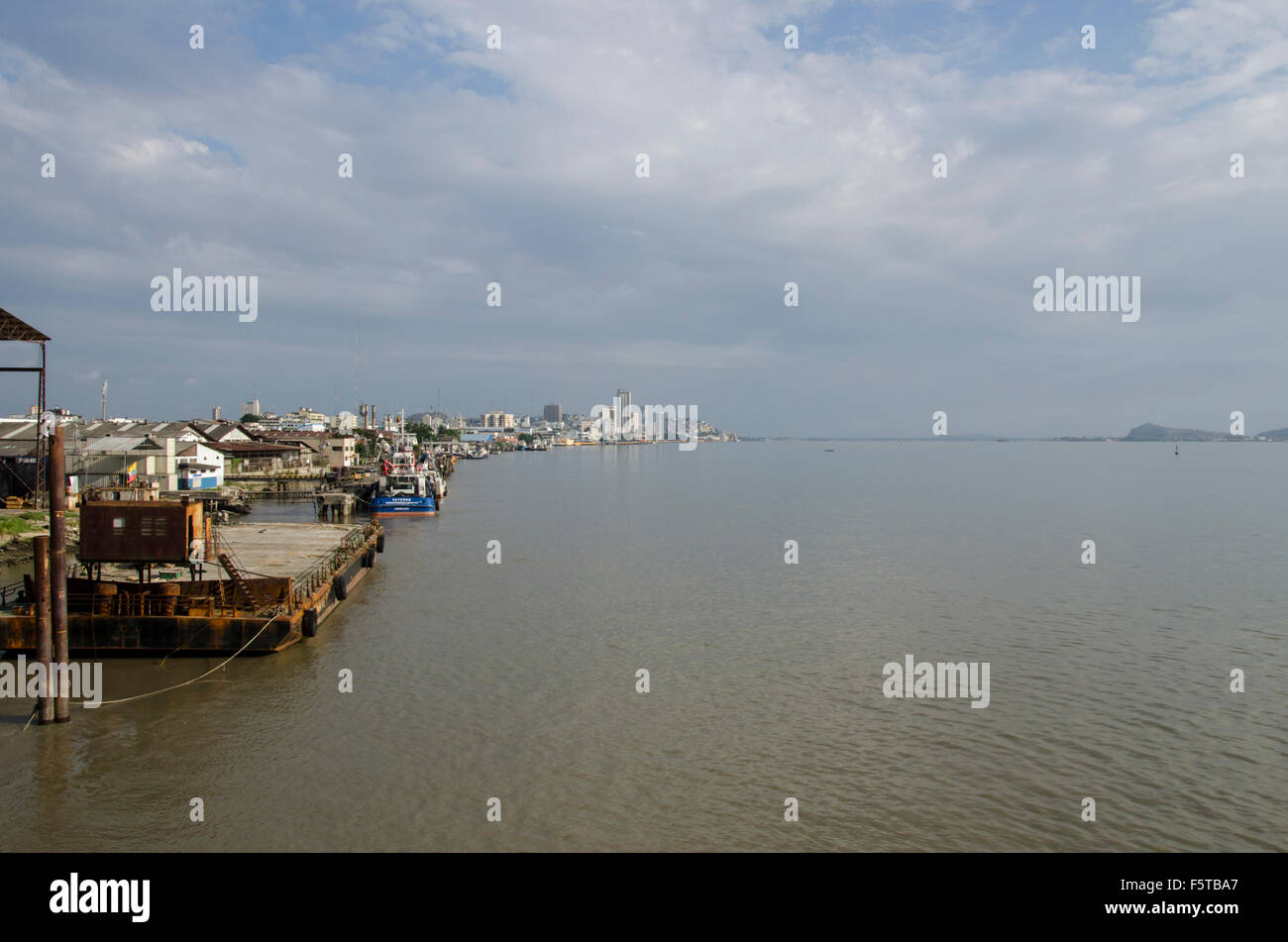 Guayaquil ecuador skyline hi-res stock photography and images - Alamy