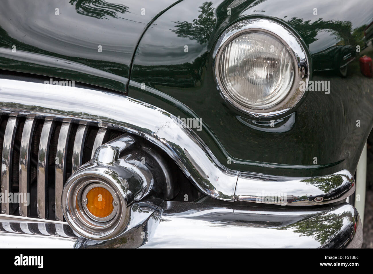 American vintage car, close-up of Buick front detail Stock Photo - Alamy